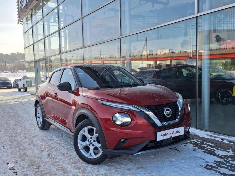 Red Nissan Juke 2021 in Vilnius, with an engine capacity of 1.00 L and mileage of 76 thousand km for 14900 €, photo 6 on AUTOMOTO.COM.LV