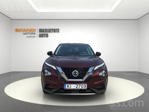 Red Nissan Juke 2021 in Riga, with an engine capacity of 1.00 L and mileage of 58 thousand km for 12490 €, photo 3 on AUTOMOTO.COM.LV