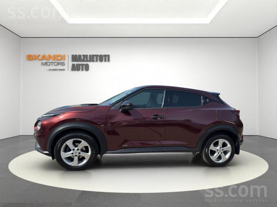 Red Nissan Juke 2021 in Riga, with an engine capacity of 1.00 L and mileage of 58 thousand km for 12490 €, photo 4 on AUTOMOTO.COM.LV