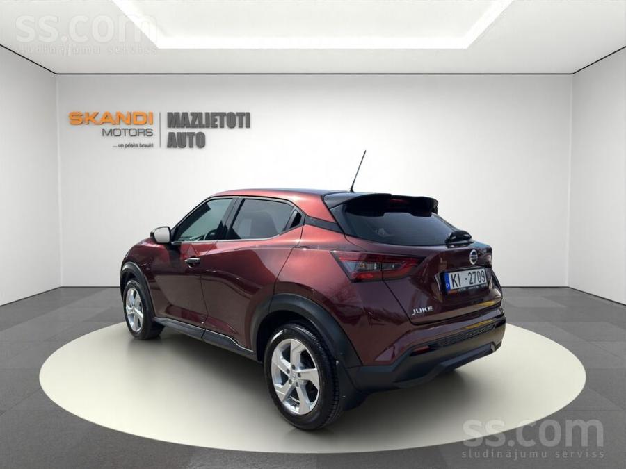 Red Nissan Juke 2021 in Riga, with an engine capacity of 1.00 L and mileage of 58 thousand km for 12490 €, photo 5 on AUTOMOTO.COM.LV