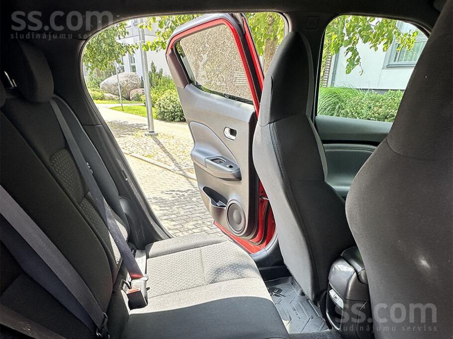 Sarkans Nissan Juke 2022 Rīga, ar dzinēja tilpumu 1.00 L un nobraukumu 72 tūkst. km par 14250 €, foto 19 vietnē AUTOMOTO.COM.LV