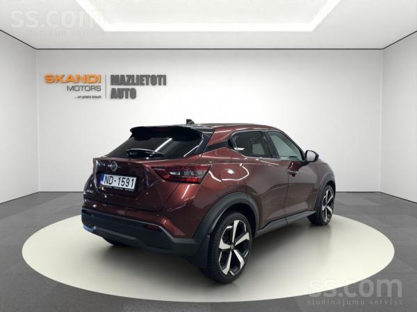 Red Nissan Juke 2022 in Riga, with an engine capacity of 1.00 L and mileage of 36 thousand km for 17390 €, photo 6 on AUTOMOTO.COM.LV