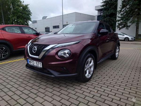 Sarkans Nissan Juke 2022 Kauņa, ar dzinēja tilpumu 1.00 L un nobraukumu 61 tūkst. km par 14800 €, foto 1 vietnē AUTOMOTO.COM.LV