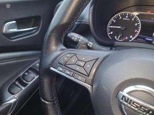 Sarkans Nissan Juke 2022 Kauņa, ar dzinēja tilpumu 1.00 L un nobraukumu 61 tūkst. km par 14800 €, foto 13 vietnē AUTOMOTO.COM.LV