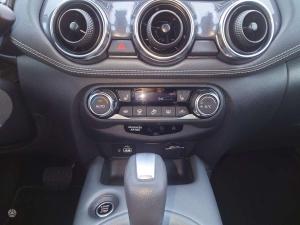 Sarkans Nissan Juke 2022 Kauņa, ar dzinēja tilpumu 1.00 L un nobraukumu 61 tūkst. km par 14800 €, foto 19 vietnē AUTOMOTO.COM.LV