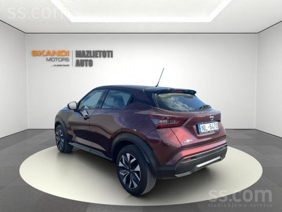 Red Nissan Juke 2023 in Riga, with an engine capacity of 1.00 L and mileage of 49 thousand km for 15290 €, photo 5 on AUTOMOTO.COM.LV