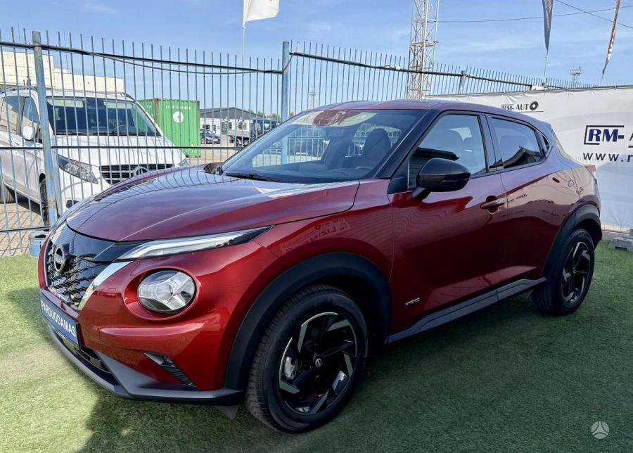 Red Nissan Juke 2023 in Panevezys, with an engine capacity of 1.60 L and mileage of 22 thousand km for 16700 €, photo 1 on AUTOMOTO.COM.LV