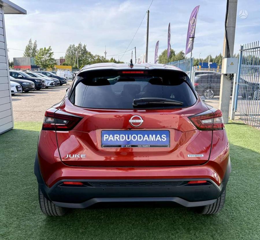Red Nissan Juke 2023 in Panevezys, with an engine capacity of 1.60 L and mileage of 22 thousand km for 16700 €, photo 8 on AUTOMOTO.COM.LV