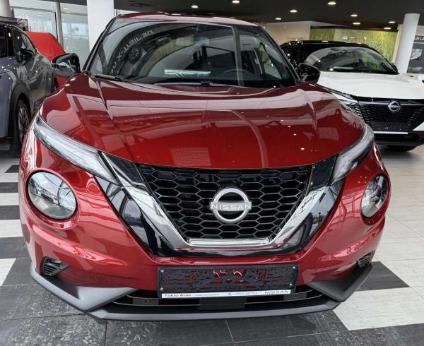 Red Nissan Juke 2025 in Vilnius, with an engine capacity of 1.00 L and mileage of 24 thousand km for 24189 €, photo 2 on AUTOMOTO.COM.LV