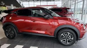 Red Nissan Juke 2025 in Vilnius, with an engine capacity of 1.00 L and mileage of 24 thousand km for 24189 €, photo 4 on AUTOMOTO.COM.LV