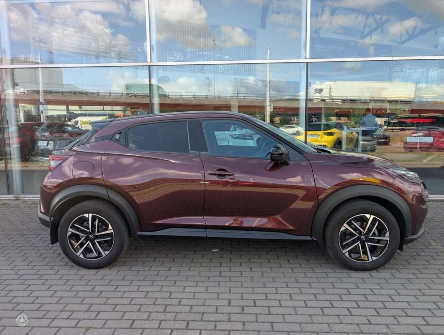 Red Nissan Juke 2025 in Vilnius, with an engine capacity of 1.00 L and mileage of 15 thousand km for 22500 €, photo 7 on AUTOMOTO.COM.LV