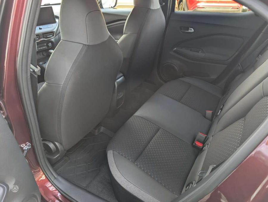 Red Nissan Juke 2025 in Vilnius, with an engine capacity of 1.00 L and mileage of 15 thousand km for 22500 €, photo 20 on AUTOMOTO.COM.LV