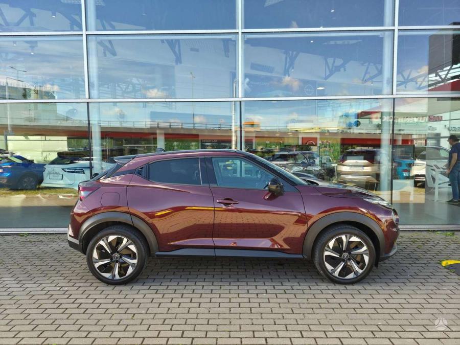 Red Nissan Juke 2025 in Vilnius, with an engine capacity of 1.00 L and mileage of 28 thousand km for 22500 €, photo 6 on AUTOMOTO.COM.LV