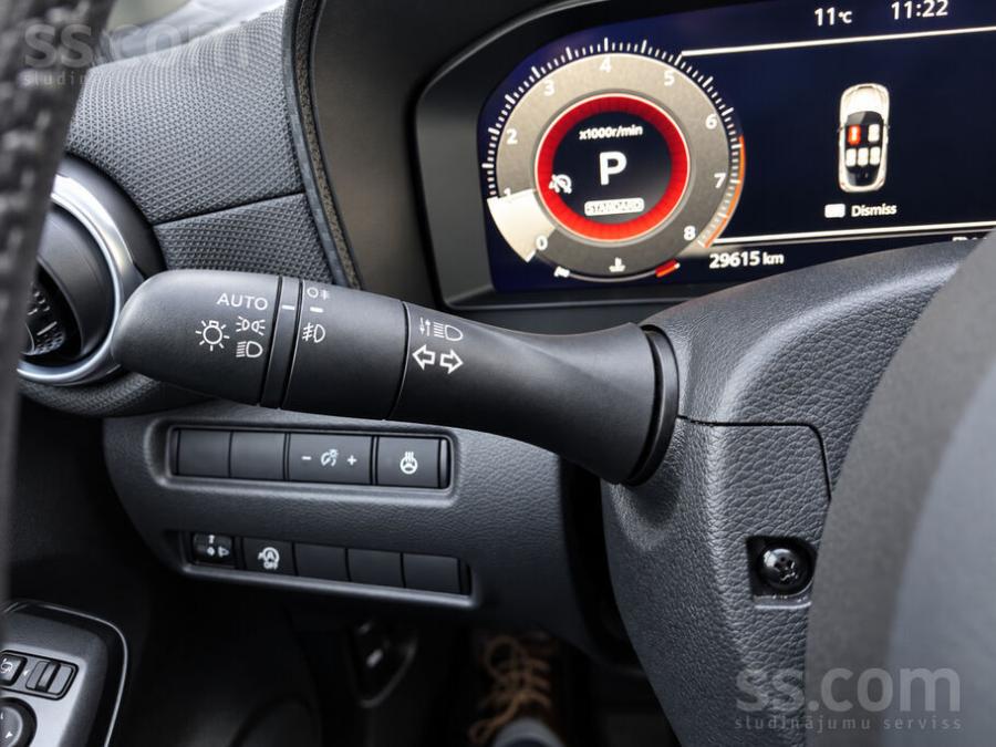 Sarkans Nissan Juke 2025 Rīga, ar dzinēja tilpumu 1.00 L un nobraukumu 30 tūkst. km par 21900 €, foto 16 vietnē AUTOMOTO.COM.LV