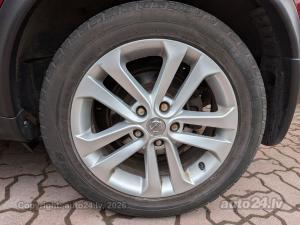 Красный Ниссан Жук 2011 в Таллин, объемом двигателя 1.60 л и пробегом 156 тыс. км за 5400 €, фото 17 на AUTOMOTO.COM.LV