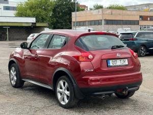 Red Nissan Juke 2012 in Narva, with an engine capacity of 1.60 L and mileage of 168 thousand km for 3990 €, photo 15 on AUTOMOTO.COM.LV