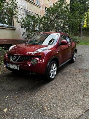 Sarkans Nissan Juke 2012 Rīga, ar dzinēja tilpumu 1.60 L un nobraukumu 143 tūkst. km par 4500 €, foto 3 vietnē AUTOMOTO.COM.LV