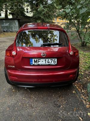 Sarkans Nissan Juke 2012 Rīga, ar dzinēja tilpumu 1.60 L un nobraukumu 143 tūkst. km par 4500 €, foto 5 vietnē AUTOMOTO.COM.LV