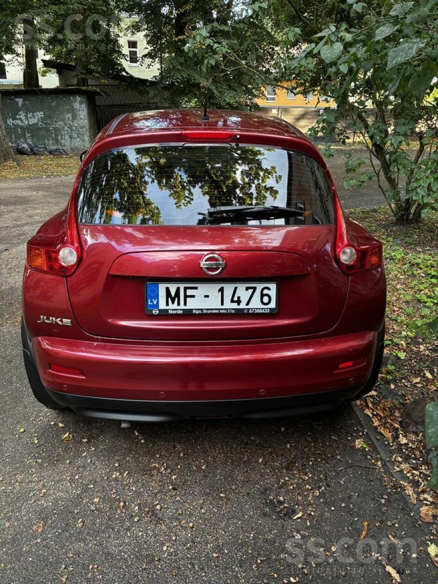 Sarkans Nissan Juke 2012 Rīga, ar dzinēja tilpumu 1.60 L un nobraukumu 143 tūkst. km par 4500 €, foto 5 vietnē AUTOMOTO.COM.LV
