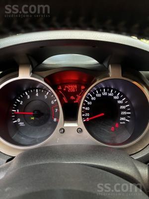 Sarkans Nissan Juke 2012 Rīga, ar dzinēja tilpumu 1.60 L un nobraukumu 143 tūkst. km par 4500 €, foto 17 vietnē AUTOMOTO.COM.LV