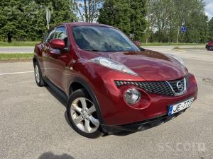 Red Nissan Juke 2013 in Ogre, with an engine capacity of 1.60 L and mileage of 184 thousand km for 3950 €, photo  on AUTOMOTO.COM.LV