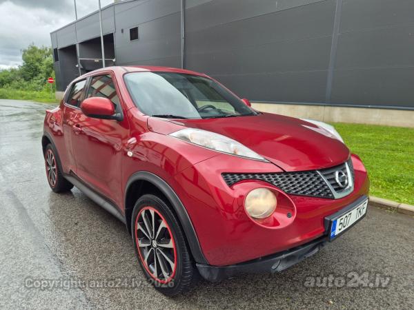Red Nissan Juke 2013 in Tallinn, with an engine capacity of 1.60 L and mileage of 104 thousand km for 5999 €, photo 1 on AUTOMOTO.COM.LV
