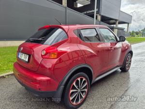 Red Nissan Juke 2013 in Tallinn, with an engine capacity of 1.60 L and mileage of 104 thousand km for 5999 €, photo 4 on AUTOMOTO.COM.LV
