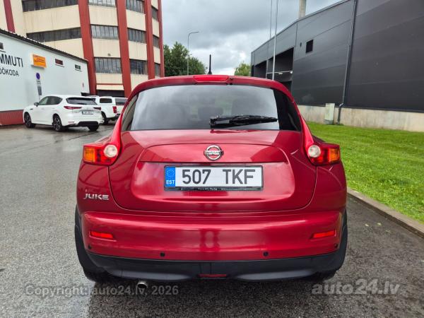 Red Nissan Juke 2013 in Tallinn, with an engine capacity of 1.60 L and mileage of 104 thousand km for 5999 €, photo 6 on AUTOMOTO.COM.LV