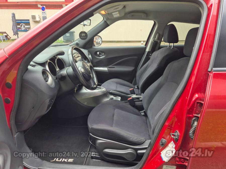 Red Nissan Juke 2013 in Tallinn, with an engine capacity of 1.60 L and mileage of 104 thousand km for 5999 €, photo 13 on AUTOMOTO.COM.LV