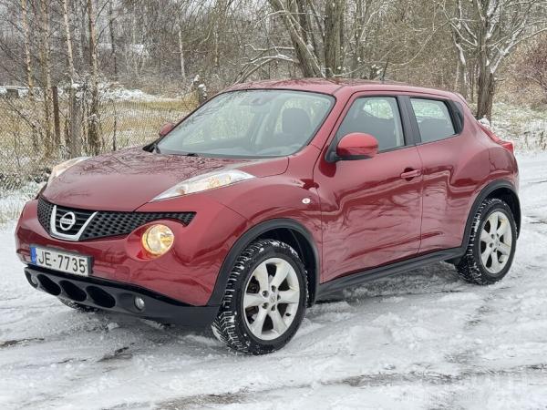 Red Nissan Juke 2013 in Ogre, with an engine capacity of 1.60 L and mileage of 184 thousand km for 5750 €, photo 1 on AUTOMOTO.COM.LV