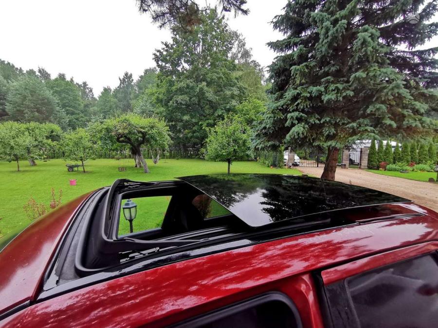 Red Nissan Juke 2014 in Siauliai, with an engine capacity of 1.50 L and mileage of 165 thousand km for 5499 €, photo 5 on AUTOMOTO.COM.LV