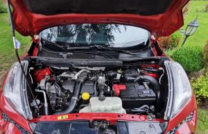 Red Nissan Juke 2014 in Siauliai, with an engine capacity of 1.50 L and mileage of 165 thousand km for 5499 €, photo 43 on AUTOMOTO.COM.LV