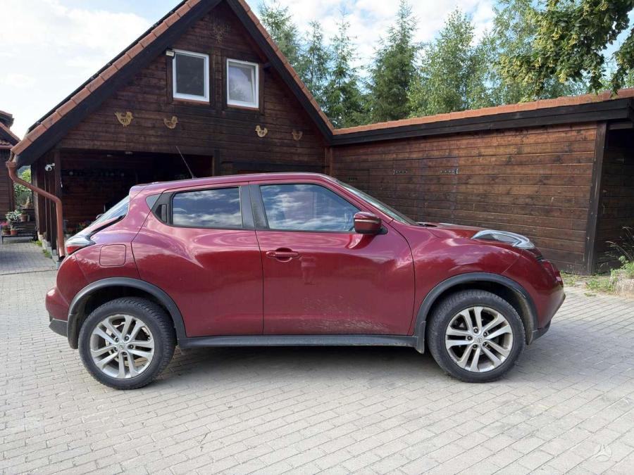 Sarkans Nissan Juke 2016 Alīta, ar dzinēja tilpumu 1.60 L un nobraukumu 133 tūkst. km par 6500 €, foto 9 vietnē AUTOMOTO.COM.LV