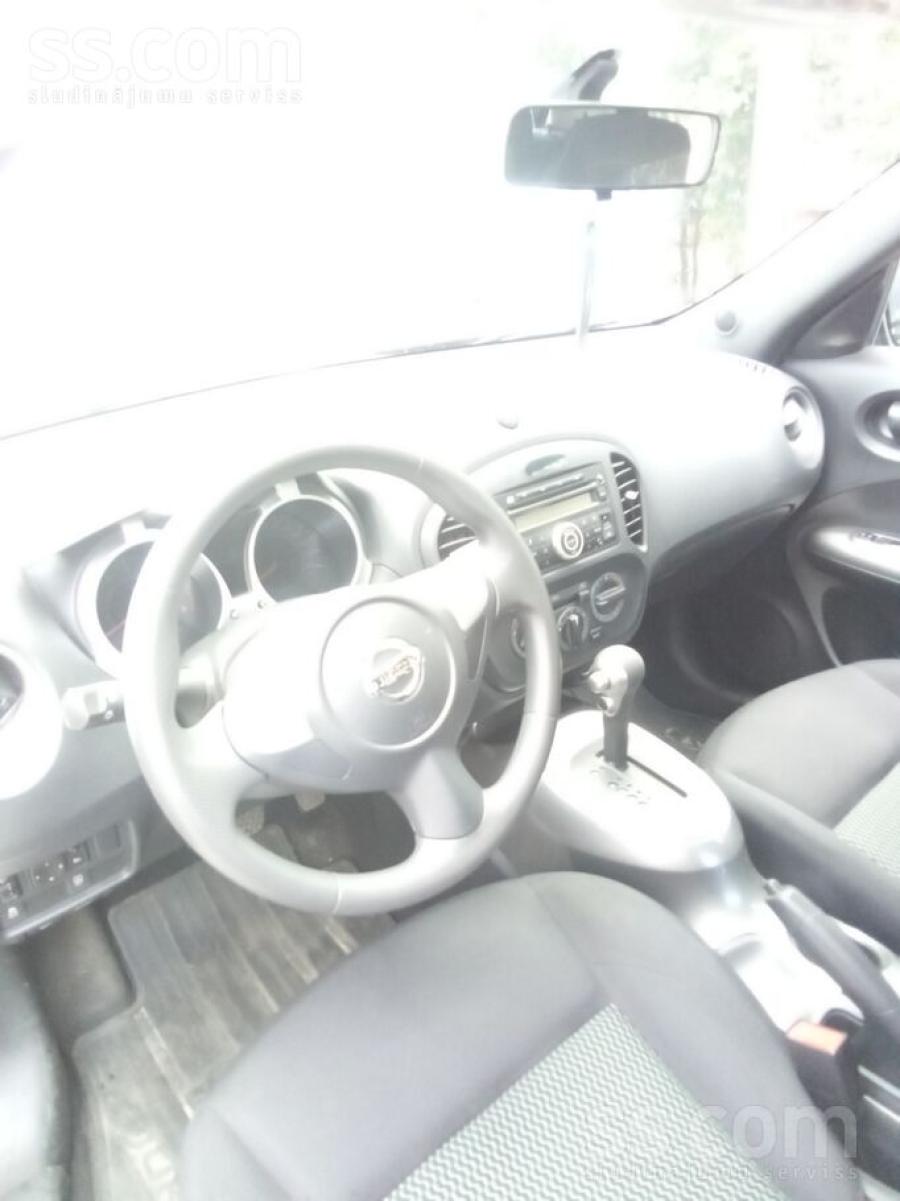 Sarkans Nissan Juke 2016 Rīga, ar dzinēja tilpumu 1.60 L un nobraukumu 55 tūkst. km par 7300 €, foto 4 vietnē AUTOMOTO.COM.LV