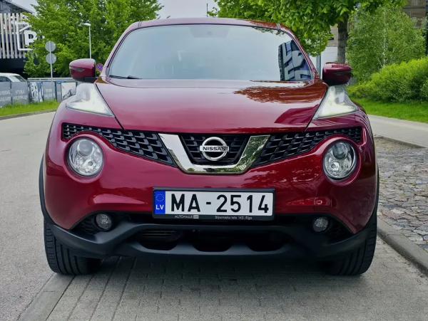 Red Nissan Juke 2019 in Riga, with an engine capacity of 1.60 L and mileage of 76 thousand km for 9990 €, photo 2 on AUTOMOTO.COM.LV