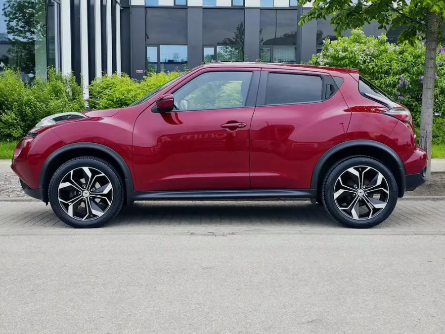 Red Nissan Juke 2019 in Riga, with an engine capacity of 1.60 L and mileage of 76 thousand km for 9990 €, photo 11 on AUTOMOTO.COM.LV