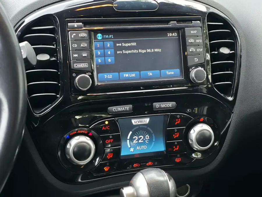 Red Nissan Juke 2019 in Riga, with an engine capacity of 1.60 L and mileage of 76 thousand km for 9990 €, photo 21 on AUTOMOTO.COM.LV