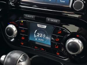 Red Nissan Juke 2019 in Riga, with an engine capacity of 1.60 L and mileage of 76 thousand km for 9990 €, photo 27 on AUTOMOTO.COM.LV