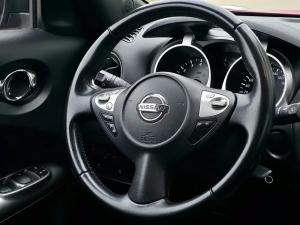 Red Nissan Juke 2019 in Riga, with an engine capacity of 1.60 L and mileage of 76 thousand km for 9990 €, photo 36 on AUTOMOTO.COM.LV