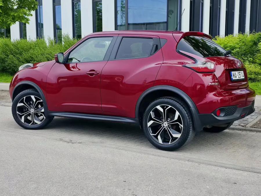 Red Nissan Juke 2019 in Riga, with an engine capacity of 1.60 L and mileage of 76 thousand km for 9990 €, photo 38 on AUTOMOTO.COM.LV