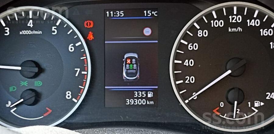 Красный Ниссан Жук 2021 в Мадона, объемом двигателя 1.00 л и пробегом 39 тыс. км за 13900 €, фото 4 на AUTOMOTO.COM.LV