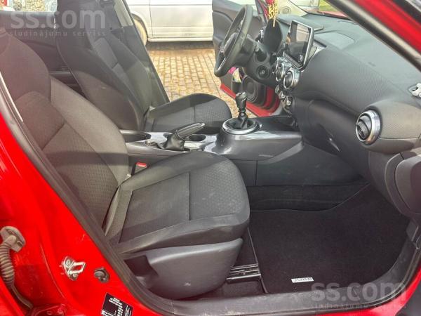 Red Nissan Juke 2021 in Madona, with an engine capacity of 1.00 L and mileage of 39 thousand km for 13700 €, photo 4 on AUTOMOTO.COM.LV