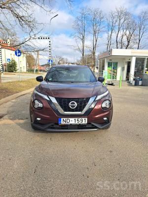 Red Nissan Juke 2022 in Riga, with an engine capacity of 1.00 L and mileage of 36 thousand km for 17750 €, photo 5 on AUTOMOTO.COM.LV