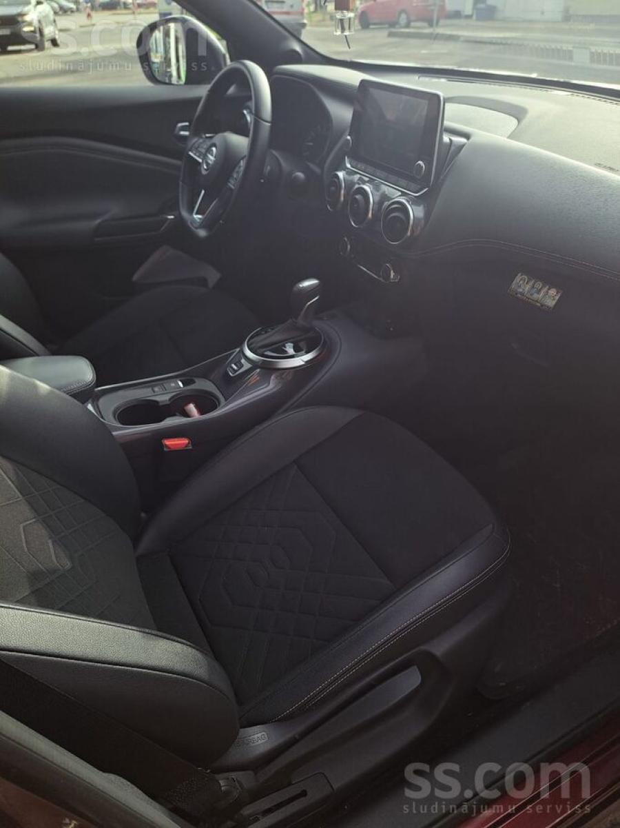 Red Nissan Juke 2022 in Riga, with an engine capacity of 1.00 L and mileage of 36 thousand km for 17750 €, photo 20 on AUTOMOTO.COM.LV