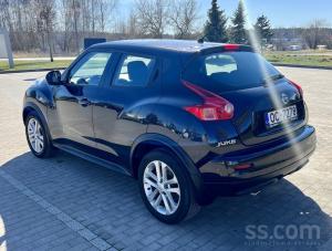 Violet Nissan Juke 2014 in Riga, with an engine capacity of 1.60 L and mileage of 71 thousand km for 6900 €, photo 6 on AUTOMOTO.COM.LV