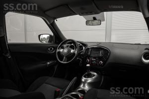 Violet Nissan Juke 2014 in Riga, with an engine capacity of 1.20 L and mileage of 87 thousand km for 6995 €, photo 15 on AUTOMOTO.COM.LV