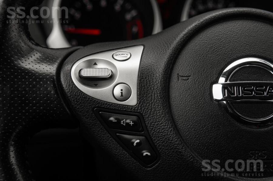 Violet Nissan Juke 2014 in Riga, with an engine capacity of 1.20 L and mileage of 87 thousand km for 6995 €, photo 18 on AUTOMOTO.COM.LV