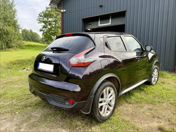 Violet Nissan Juke 2015 in Vilnius, with an engine capacity of 1.20 L and mileage of 109 thousand km for 3800 €, photo 4 on AUTOMOTO.COM.LV