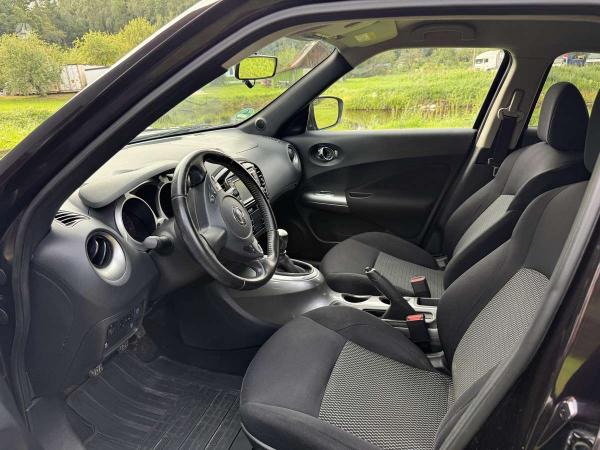 Violet Nissan Juke 2015 in Vilnius, with an engine capacity of 1.20 L and mileage of 109 thousand km for 3800 €, photo 6 on AUTOMOTO.COM.LV