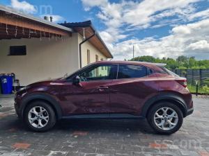 Violet Nissan Juke 2020 in Jelgava, with an engine capacity of 1.00 L and mileage of 108 thousand km for 14400 €, photo 3 on AUTOMOTO.COM.LV